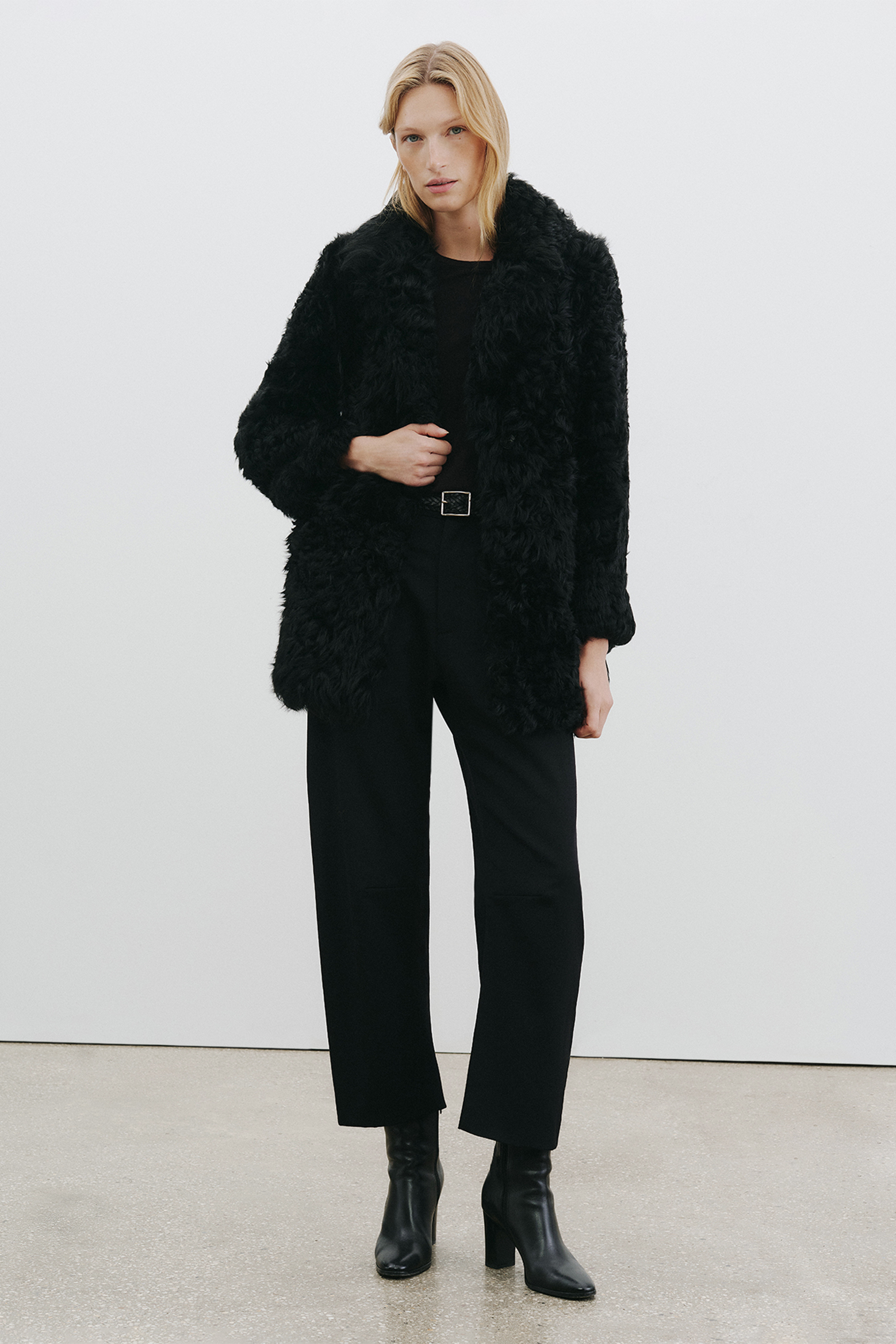 NILI LOTAN SHON WOOL PANT IN BLACK | THE NEW TREND – The New Trend