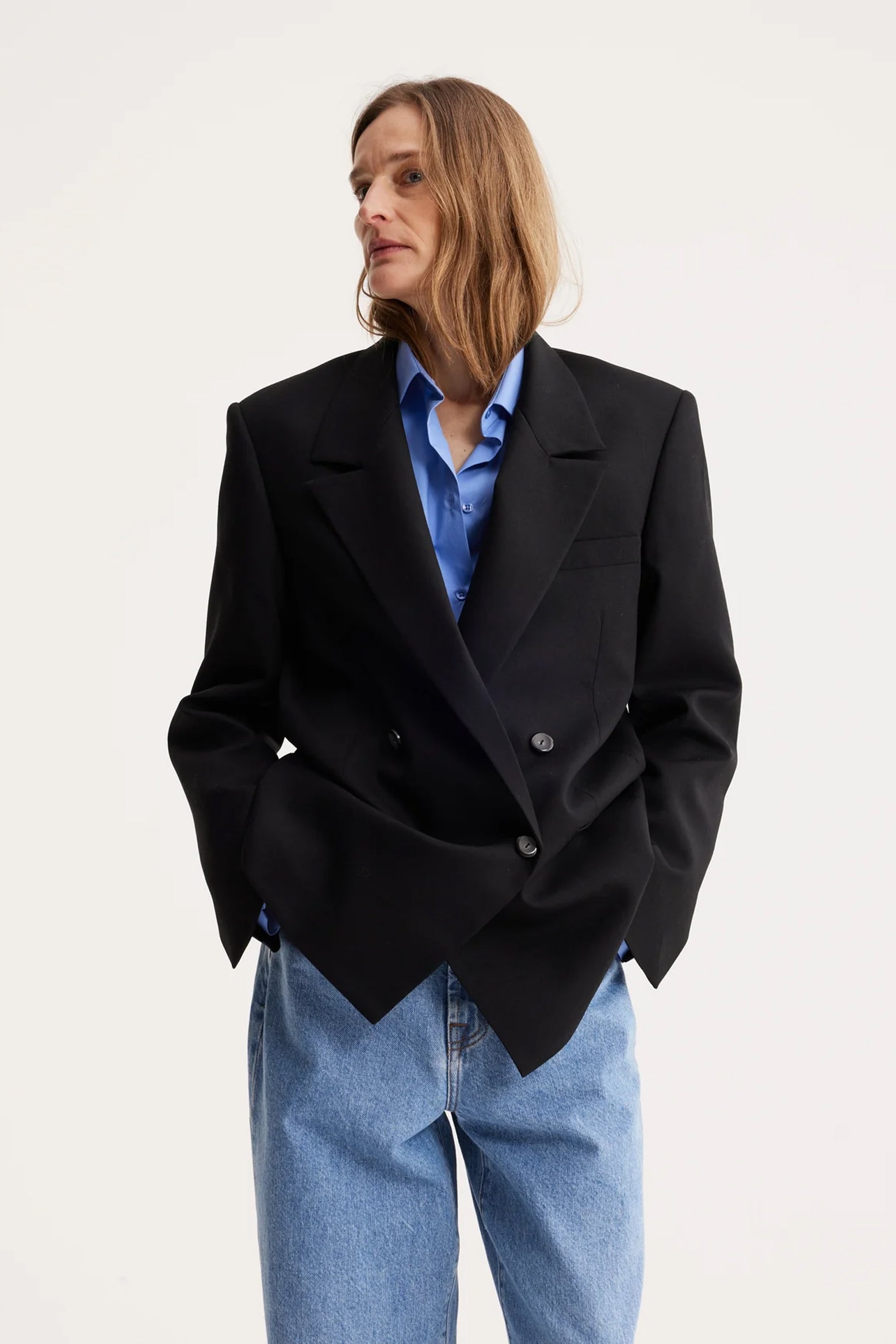ROHE Double Breasted Blazer in Noir | The New Trend